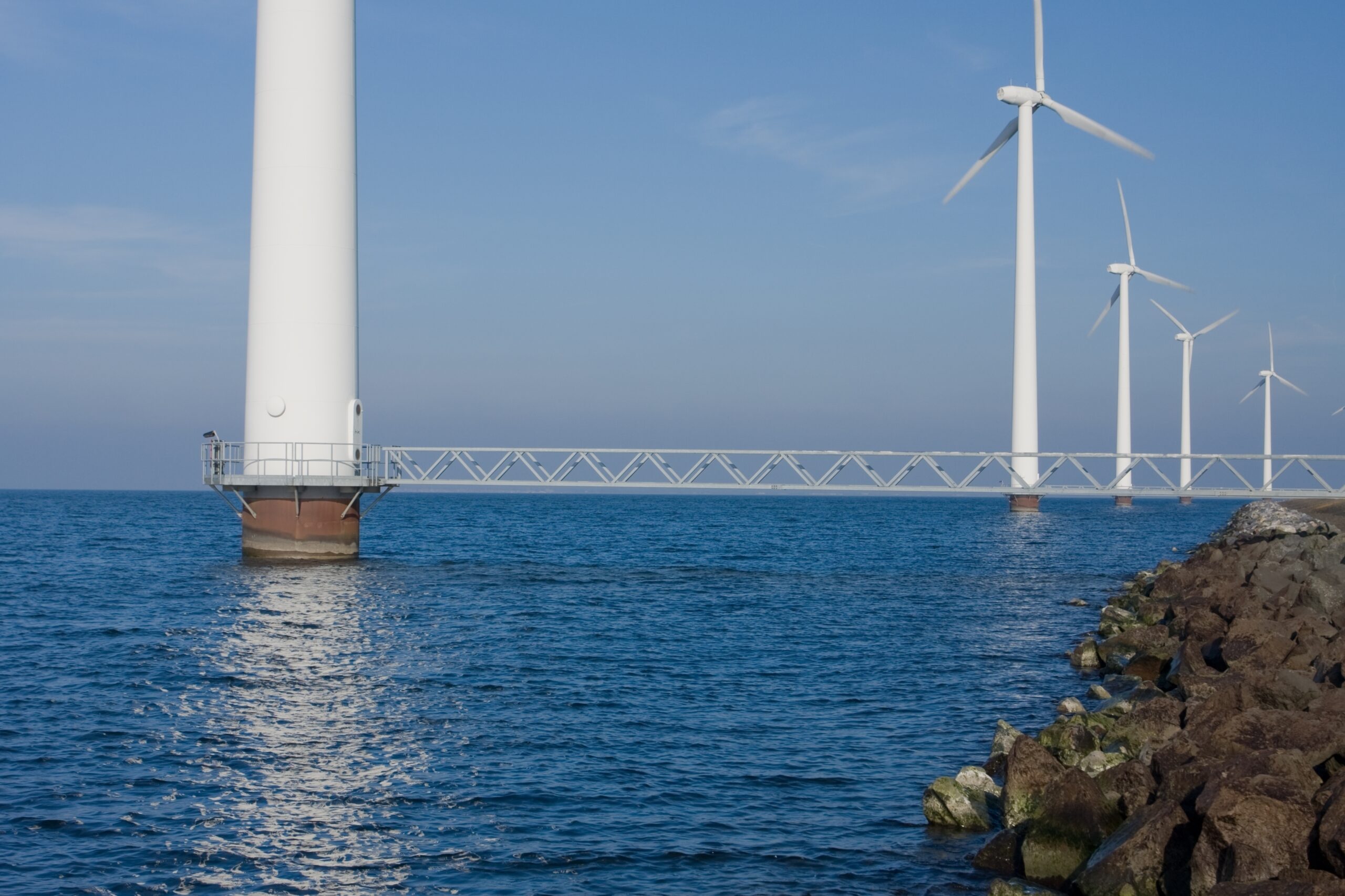 UK Green Investment Bank makes equity play in the wind market - Growth ...